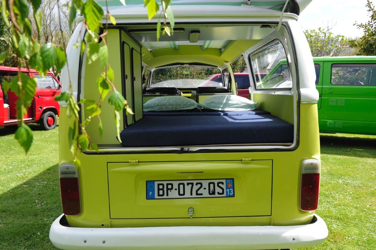 Samy - Belle Ile Camper Vans | Location Combi VW : Vans aménagés
